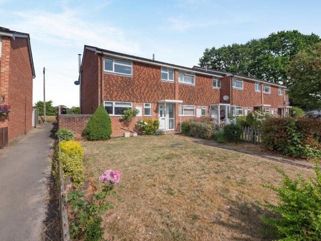 house for rent in Newbury Berkshire RG20 4UT Oakfields Close, Ecchinswell