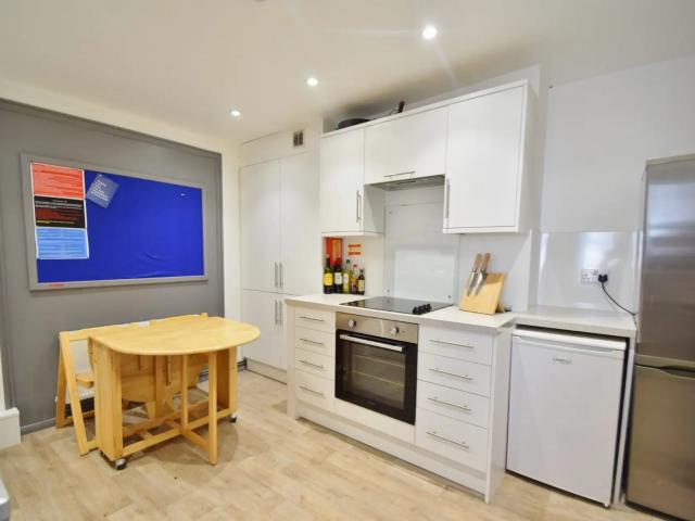 house for rent in North Walls Winchester SO23 8DA