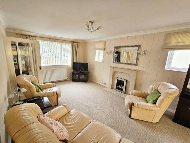 house for rent in Northbrook Road Broadstone BH18 8HD