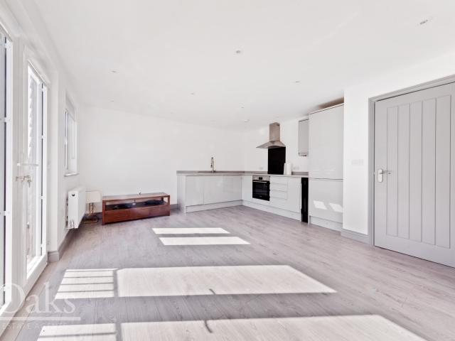 house for rent in Oakfield Road, Croydon, Surrey