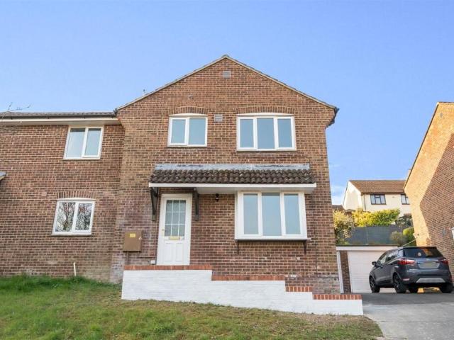 house for rent in Owlswood, SP2 8DN