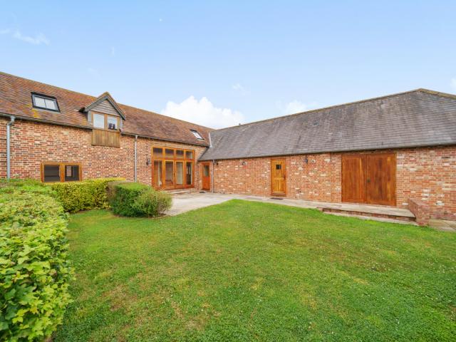 house for rent in Partridge Barn, Quainton, Aylesbury, Buckinghamshire, HP22 4DJ