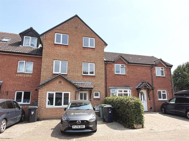 house for rent in Park Mews, Sandown, PO36 9BL