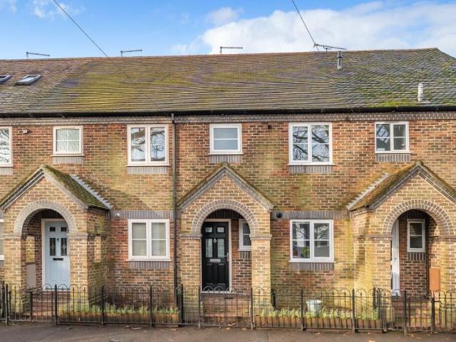 house for rent in Park Avenue, SO23 8DJ