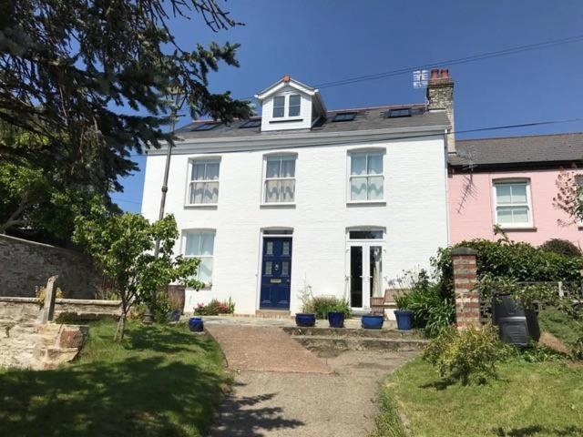 House for rent in Parkins Terrace, Truro