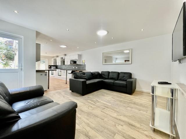 house for rent in Patna House, Plymouth