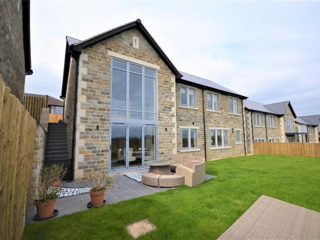 house for rent in Pavilion View, Southowram, HX3 9TL