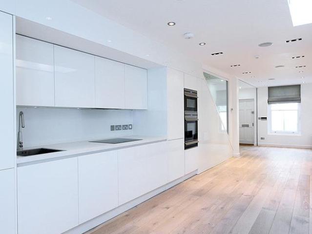 house for rent in Peel Street, W8