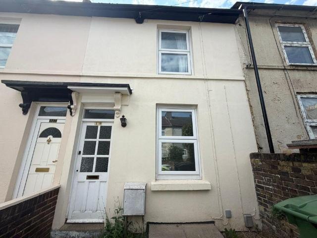 house for rent in Peel Street, ME14 2SA