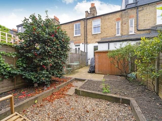 house for rent in Pellatt Road, SE22 9JA