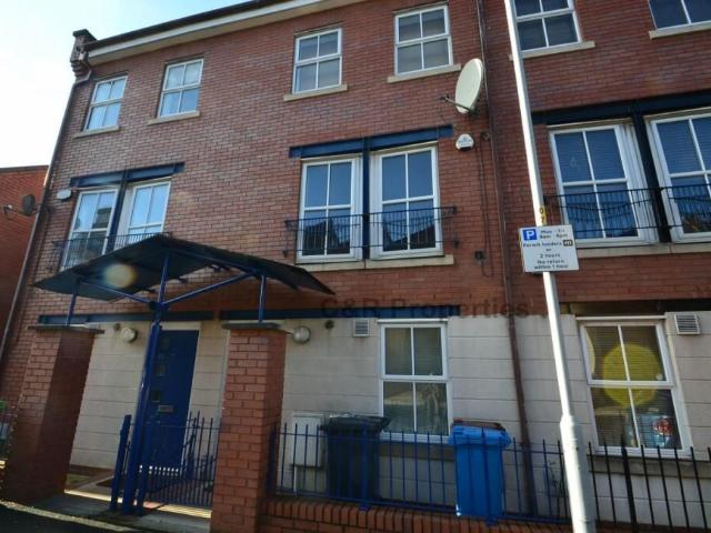 house for rent in Peregrine Street, M15 5PU