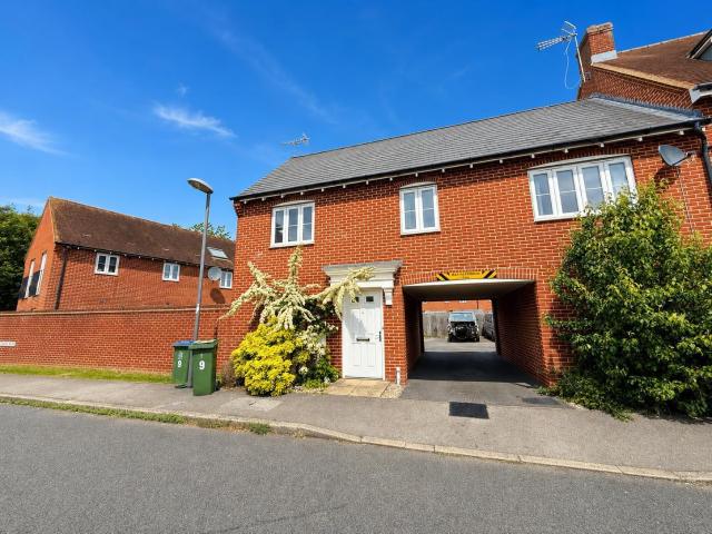 house for rent in Petronel Road, Aylesbury, Aylesbury