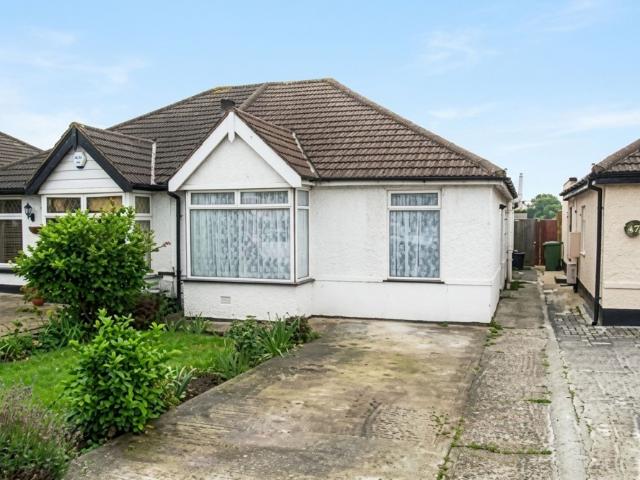 house for rent in Pinkwell Avenue, Hayes, UB3