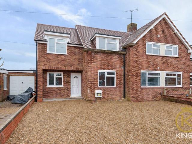 house for rent in Pond Meadow, GU2 8LF