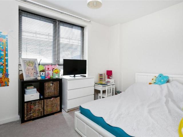 house for rent in Ponsford Street, E9 6FD