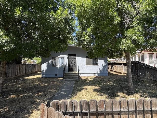 House for Rent in Porterville, California, Ref# 202096086