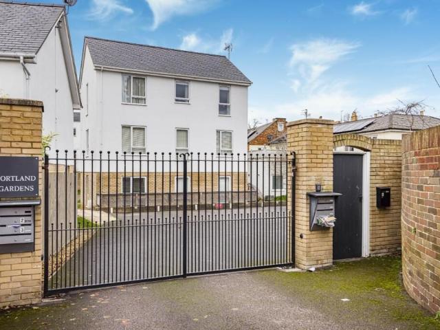 house for rent in Portland Gardens, GL52 2NS