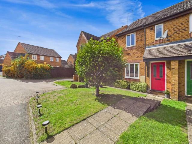 house for rent in Plessey Close, NN12 6HY