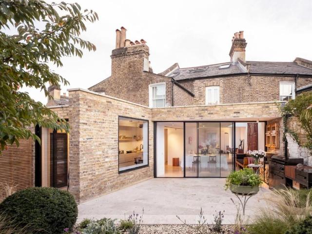 house for rent in Property, W10 4ED