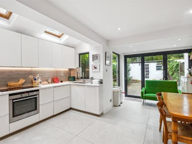 house for rent in Property, W4 2QX