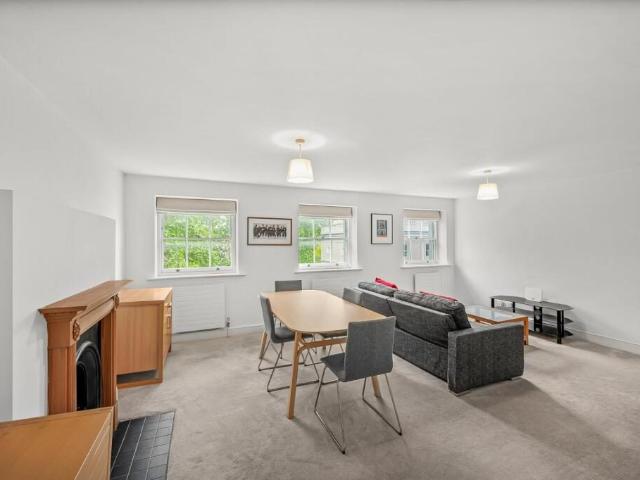 house for rent in Property, WC1B 3BN