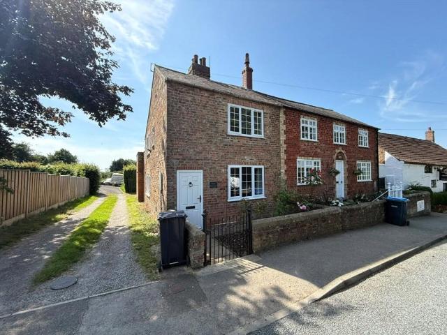 house for rent in Property, YO7 3BA