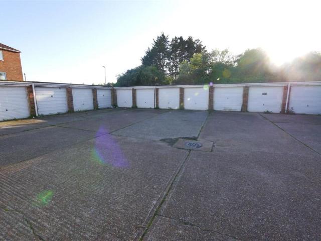 house for rent in Property, BN15 8SB