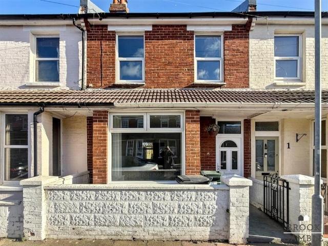 house for rent in Property, BN22 8NG