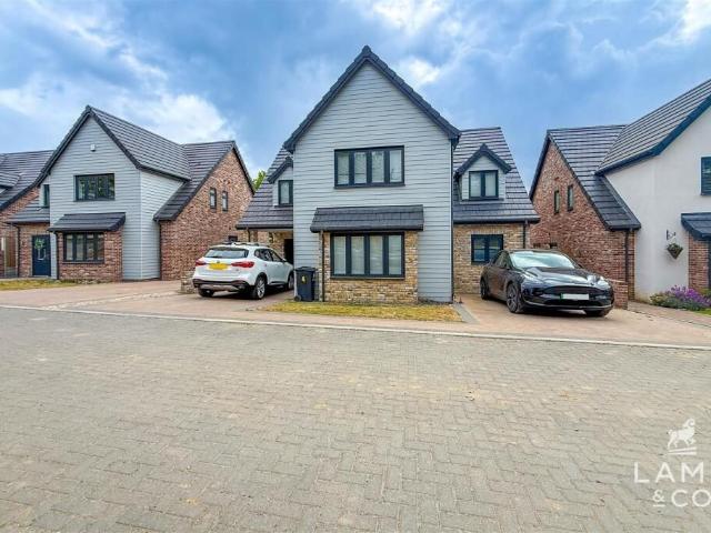 house for rent in Property, CO7 8BJ