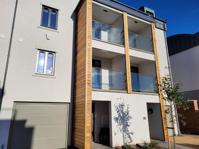 house for rent in Property, CV32 7FA