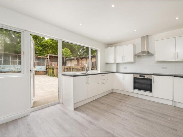 house for rent in Property, E16 3NS