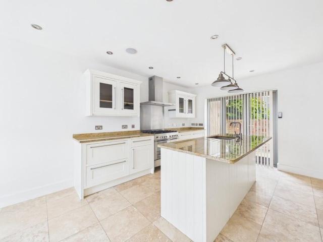 house for rent in Property, GL50 1JJ