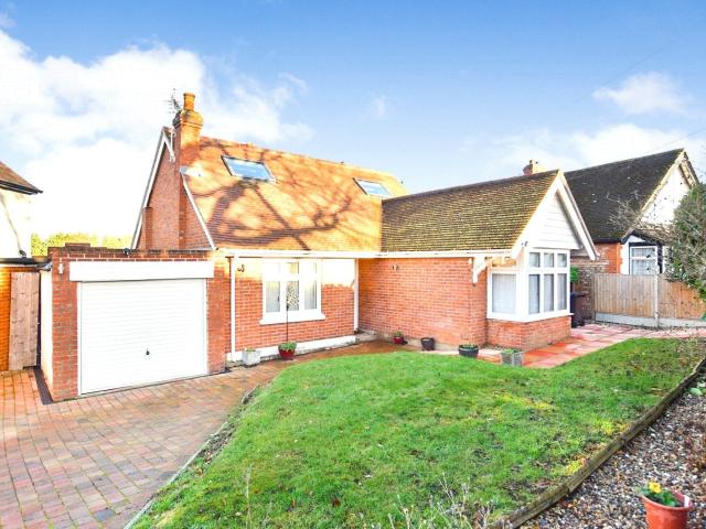 house for rent in Property, GU14 8AD