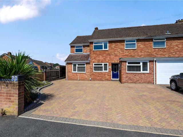 house for rent in Property, GU46 6JA