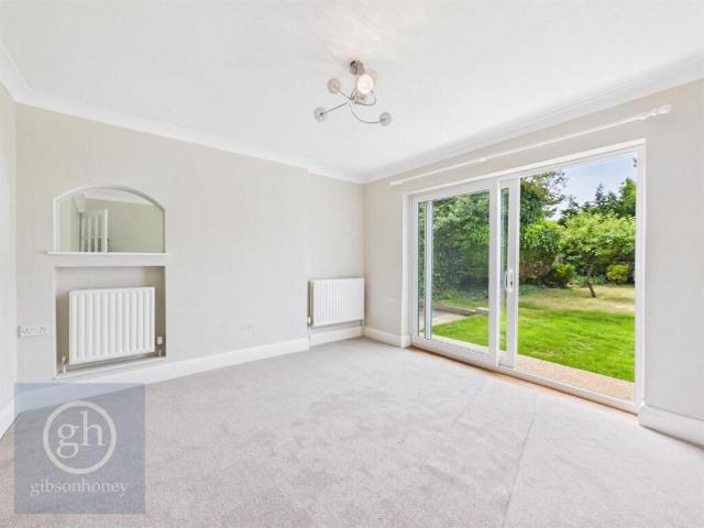 house for rent in Property, HA4 8HG