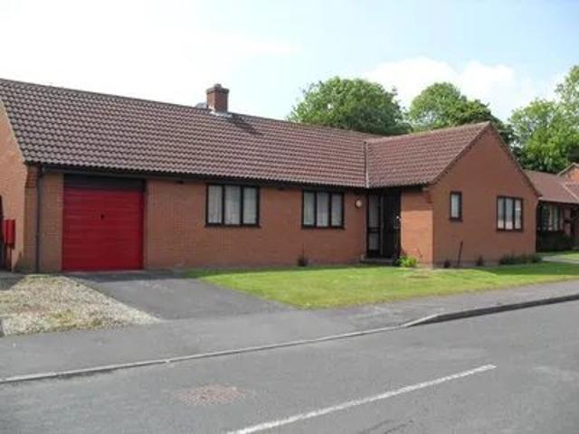 house for rent in Property, LE14 2UB
