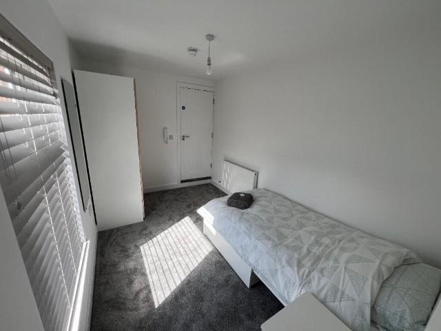 house for rent in Property, NG16 3LB