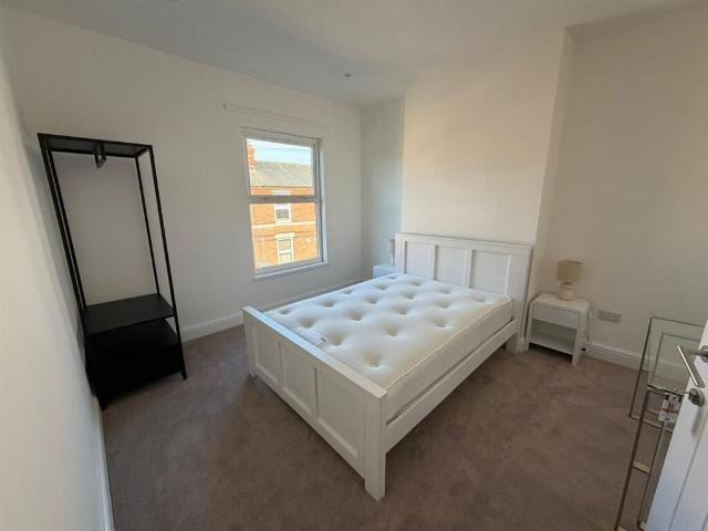house for rent in Property, NG7 1HB