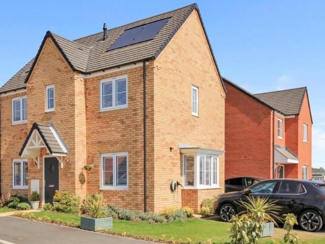 house for rent in Property, NN8 1HD