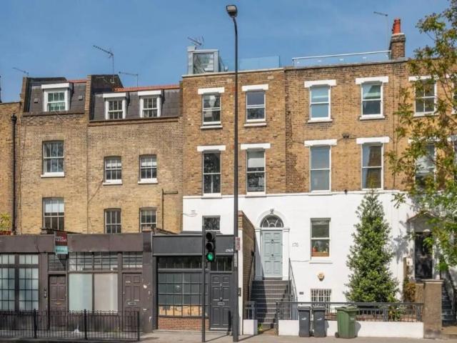 house for rent in Property, SE11 4BT