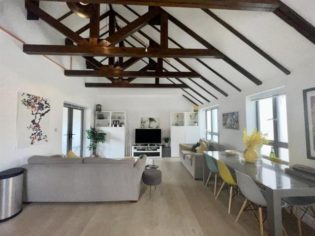 house for rent in Property, SG14 1SZ