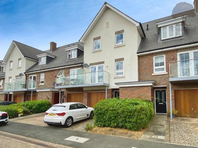 house for rent in Property, SL6 8AE