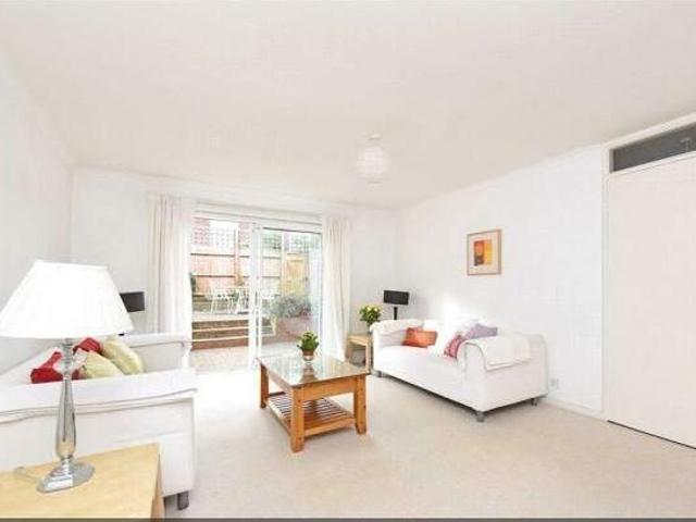 house for rent in Property, SW18 1QB