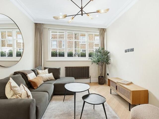 house for rent in Property, SW1W 8HN