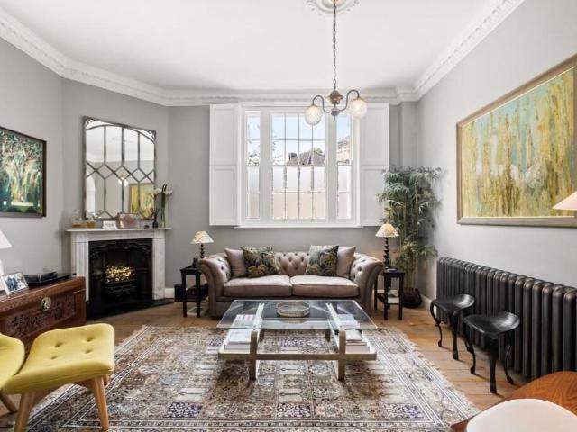 house for rent in Prebend Street, N1 8PS