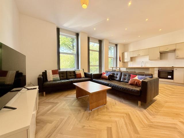 house for rent in Queen Anne Terrace, Plymouth