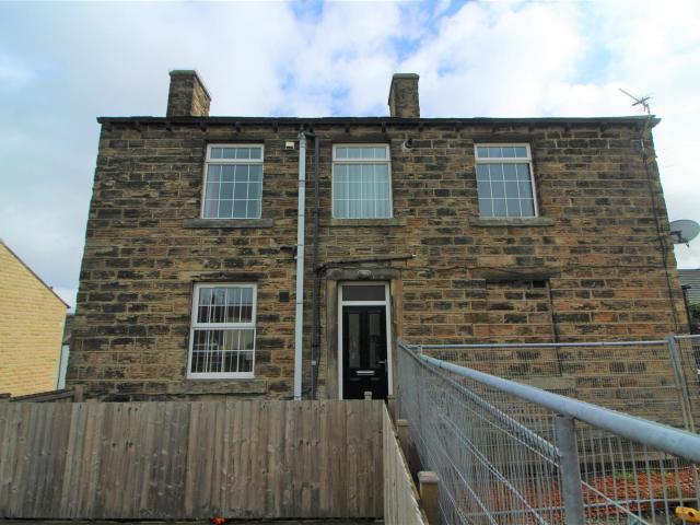 house for rent in Queen Street, Skelmanthorpe, Huddersfield