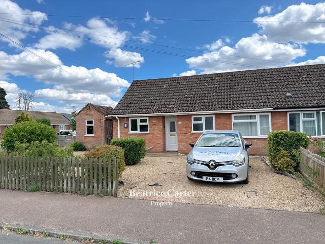 house for rent in Queens Road, IP27 0JN