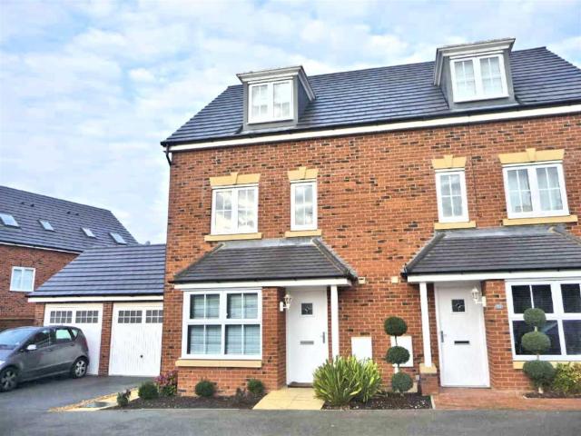 house for rent in Randall Drive, Oxley Park, Milton Keynes, MK4