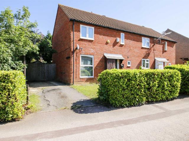 house for rent in Rawlins Road, Bradwell, Milton Keynes, MK13